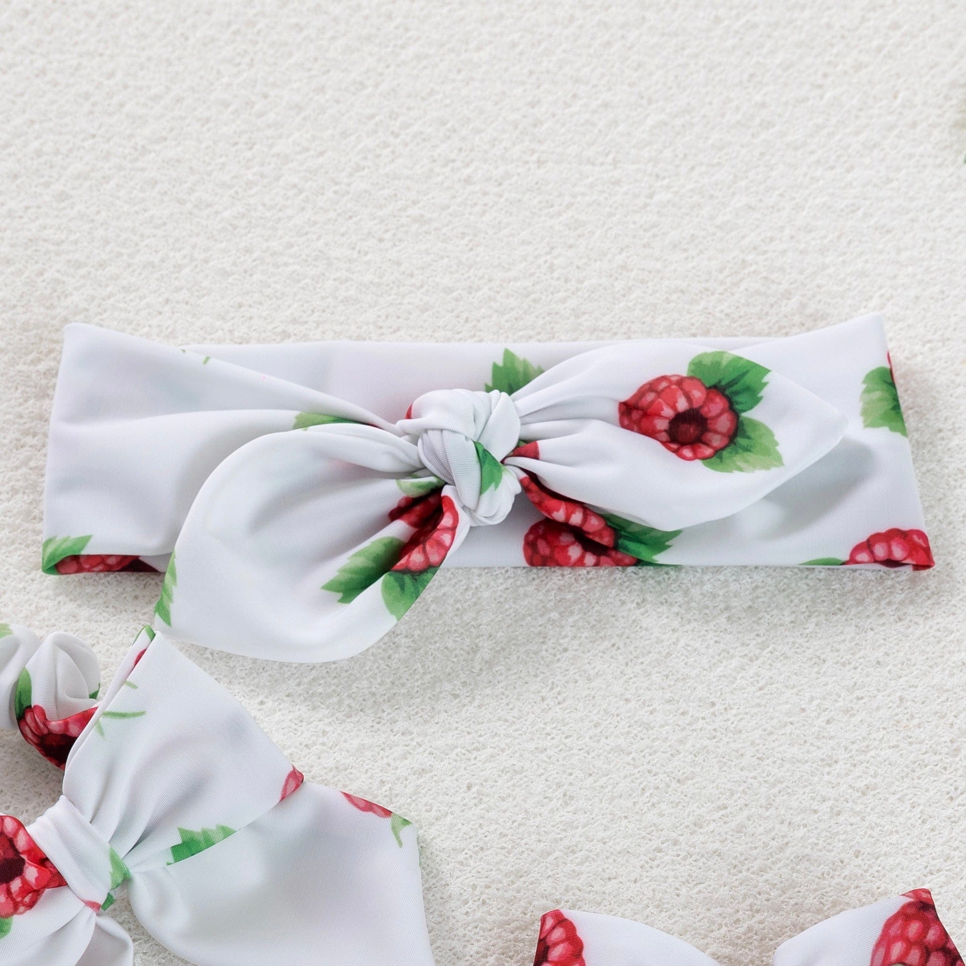 MEIA PATA - Raspberries Hair Ribbon - Crimson – Bluebells Boutique