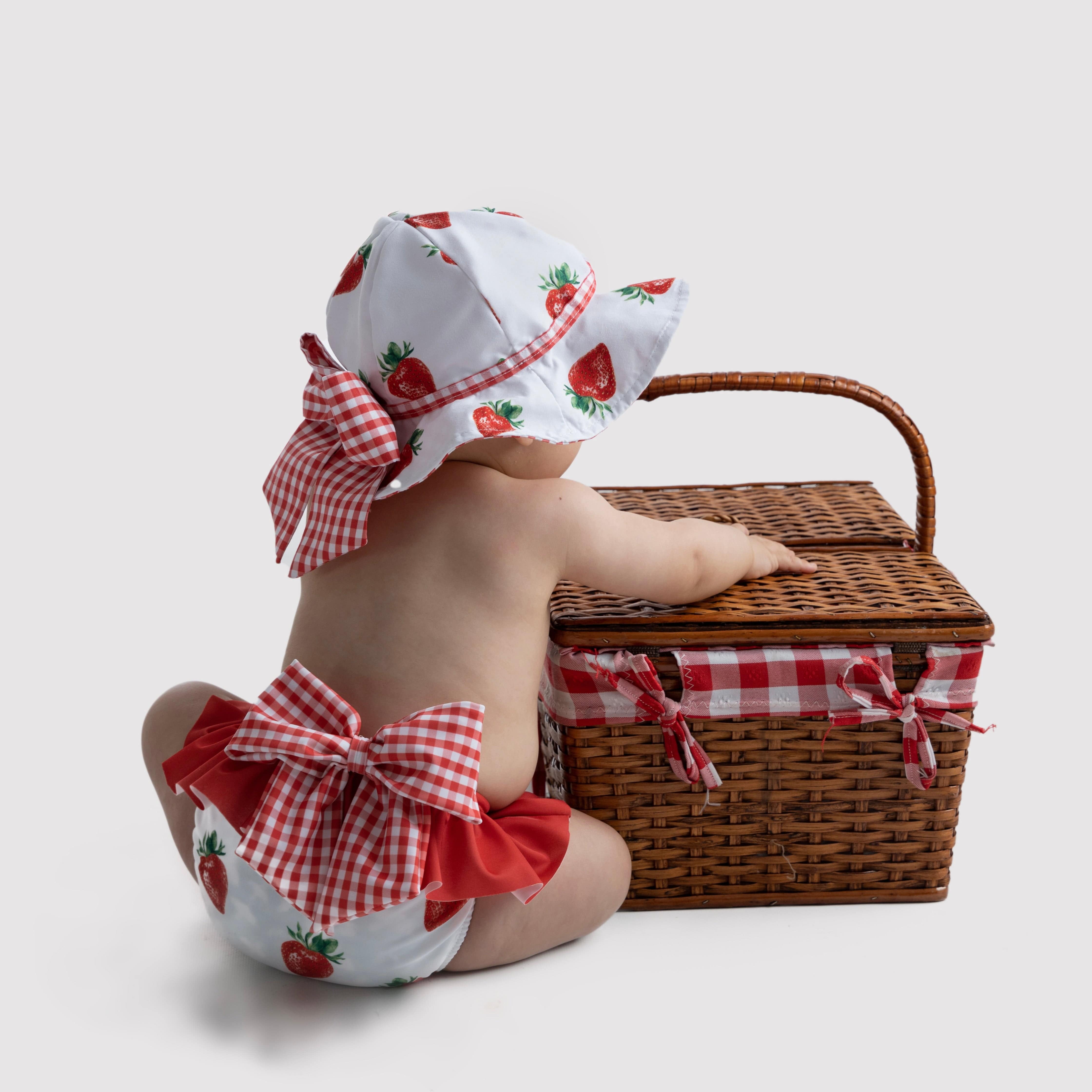 MEIA PATA - Strawberries Print Bikini Bottoms - Red – Bluebells Boutique